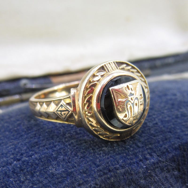 Jostens Vintage Class Rings - Etsy