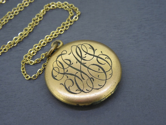 Antique Monogrammed Locket Necklace with 18" Chain Ne… - Gem