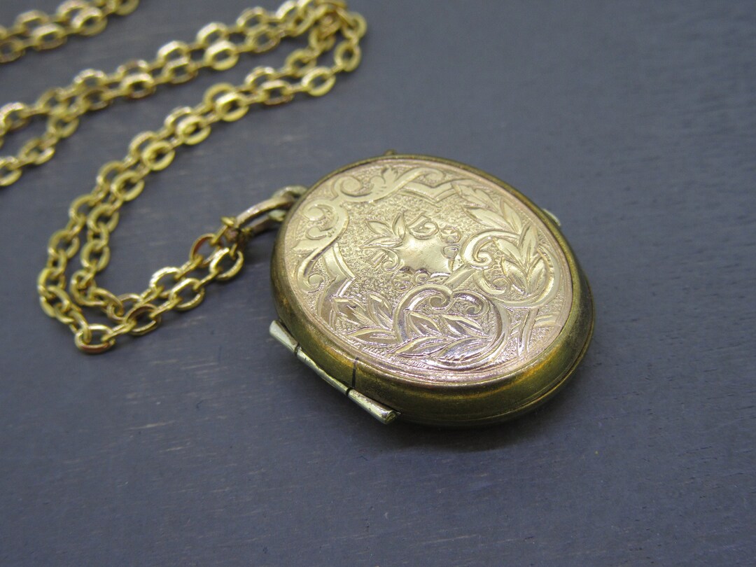 Antique Gold Filled Oval Locket Necklace With Design on Both Sides ...