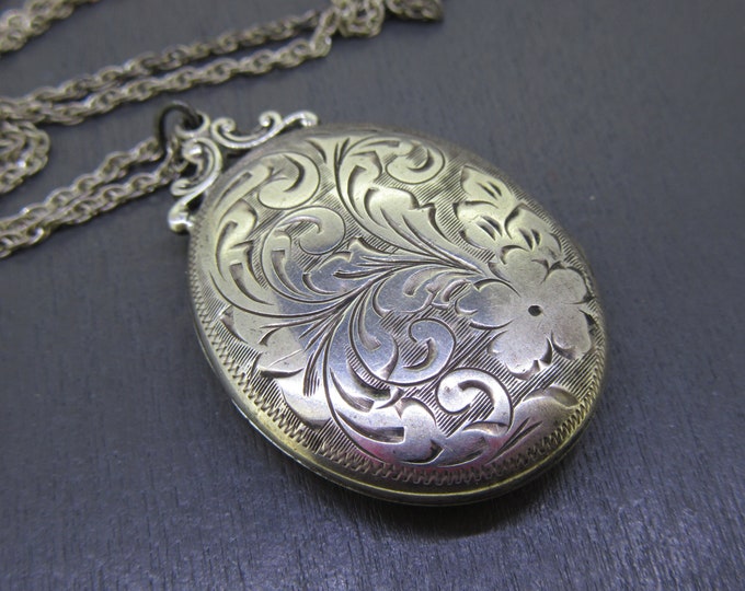 Antique Sterling Oval Locket With 18" Chain, Original Photos - Etsy