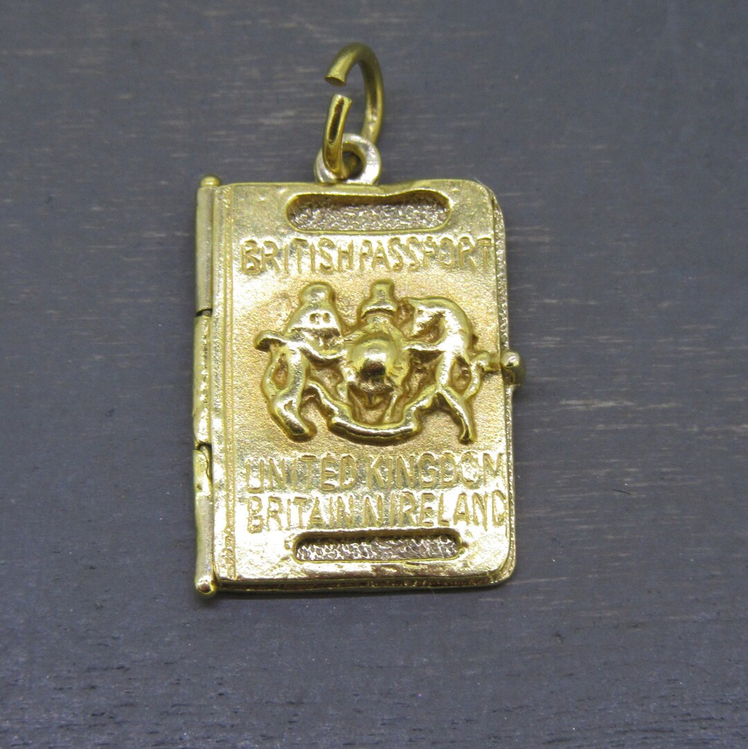 Vintage 18k Gold British Passport Charm, Opening Passport Book Charm - Etsy