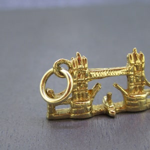 Vintage 14k Gold London Tower Bridge Charm With Ship - Etsy