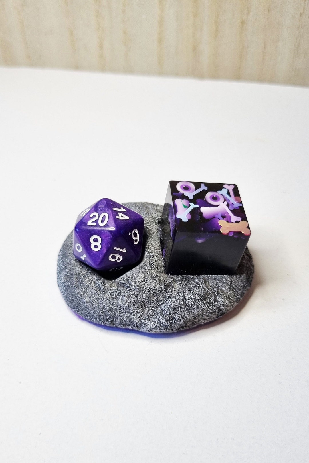 Purple Bones - Gelatinous Cube Lucky D20 Holder - Dungeons N Dragons - Etsy