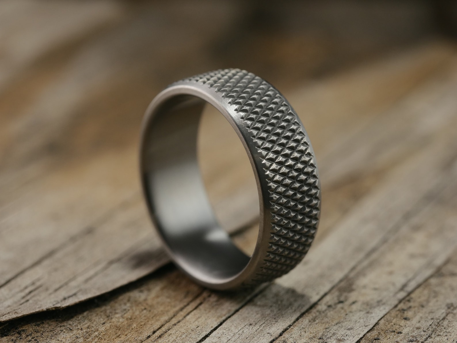 Knurl— Diamond Pattern Knurled Titanium Mens Wedding Band. - Etsy