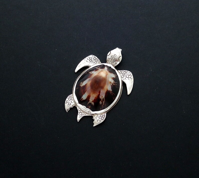 Opihi Shell & Sterling Silver Turtle Pendants - Etsy