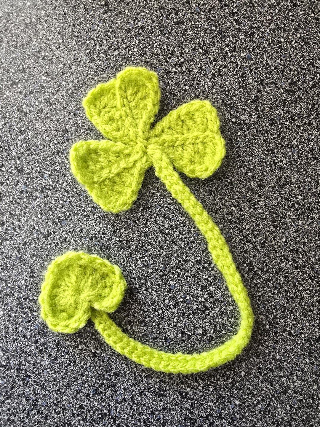 Crocheted Shamrock Bookmarks - Etsy UK