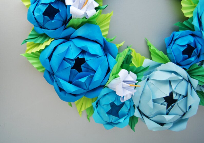Blue Rose Origami Paper Wreath With Green Leaves, Mother's Day Wreath ...