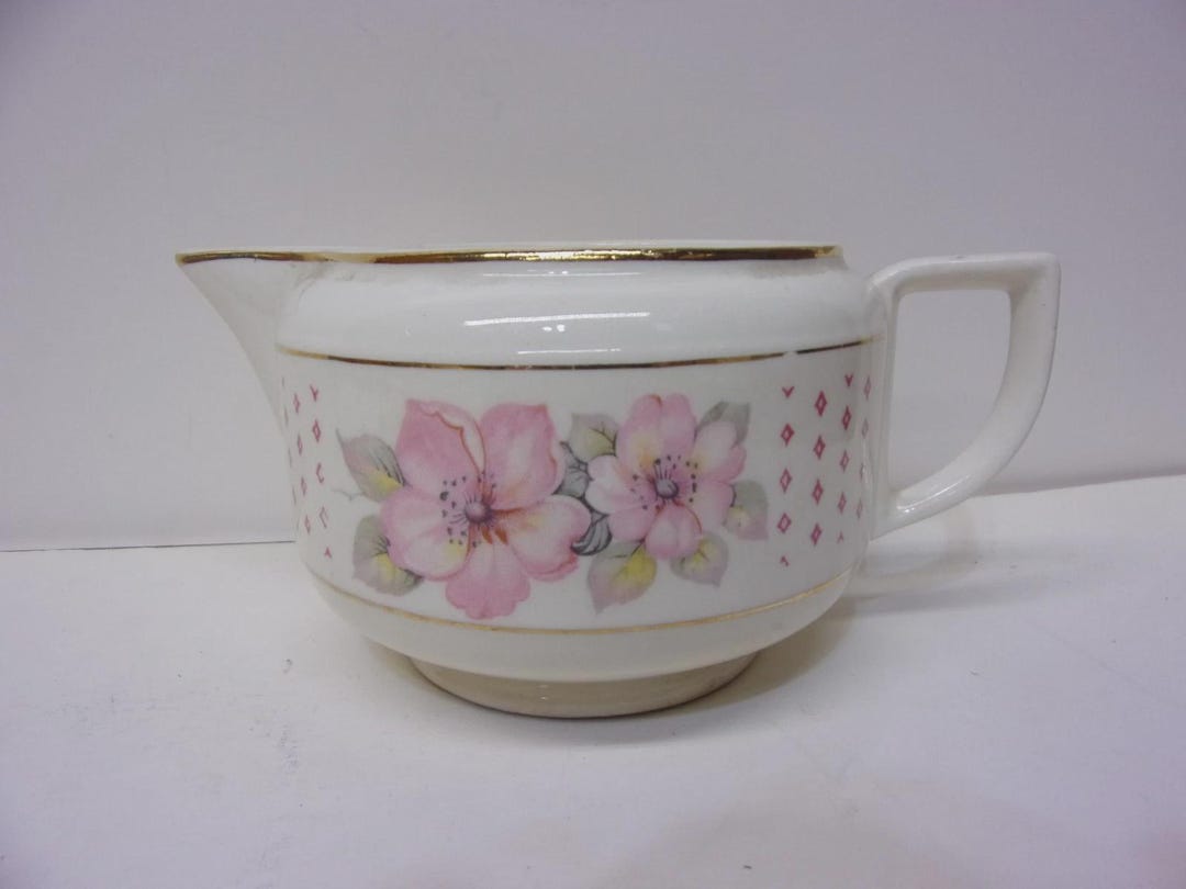 Homer Laughlin Mary Anne Pattern Creamer - Etsy
