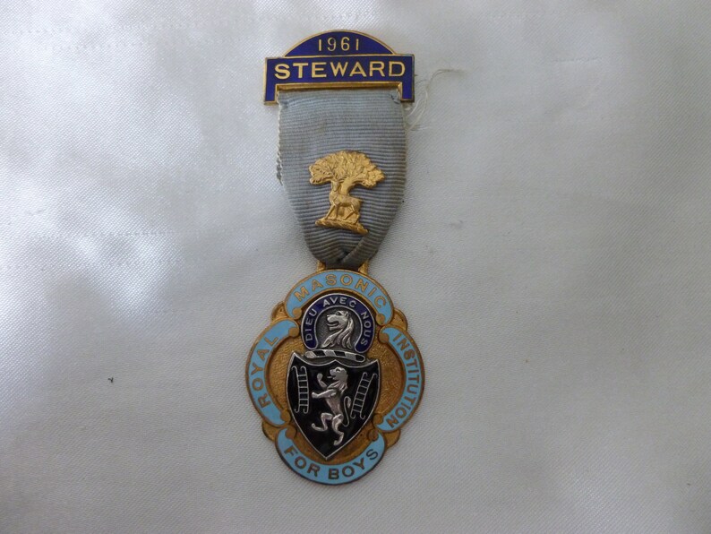 Collectibles Steward Badge and Ribbon Spencer & Co Royal Masonic ...