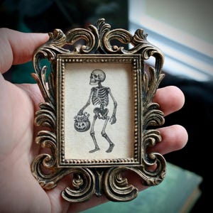 Baroque Skeleton Mini Portrait in Vintage Style Frame – Gothic ...