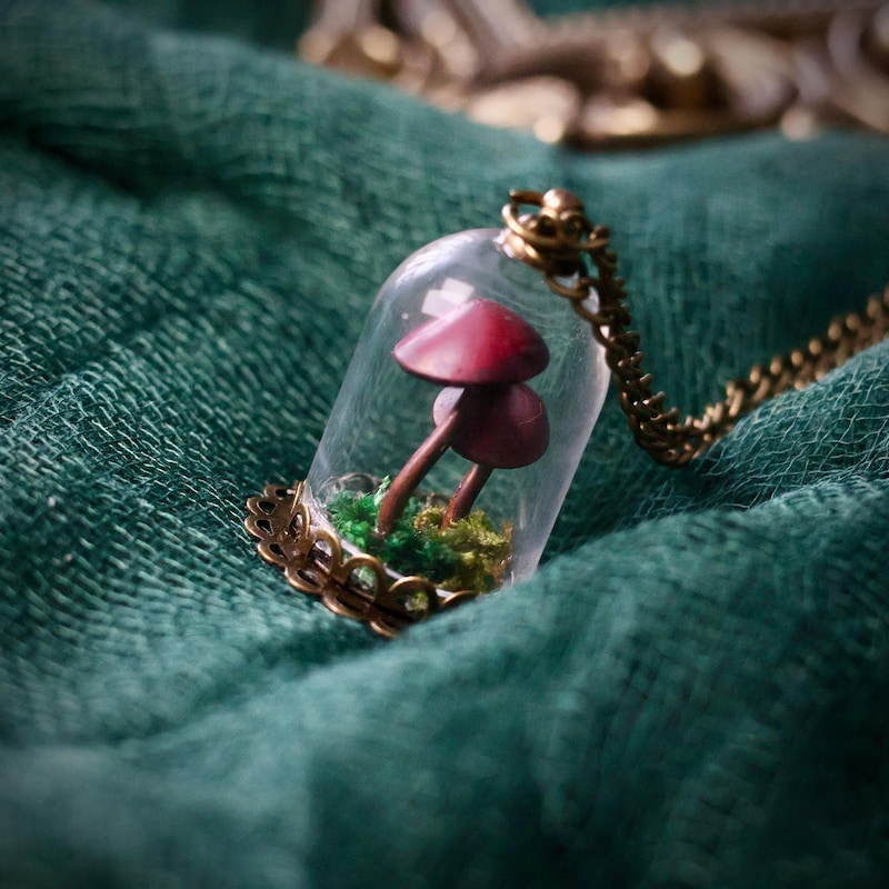 Terrarium Necklace - Etsy