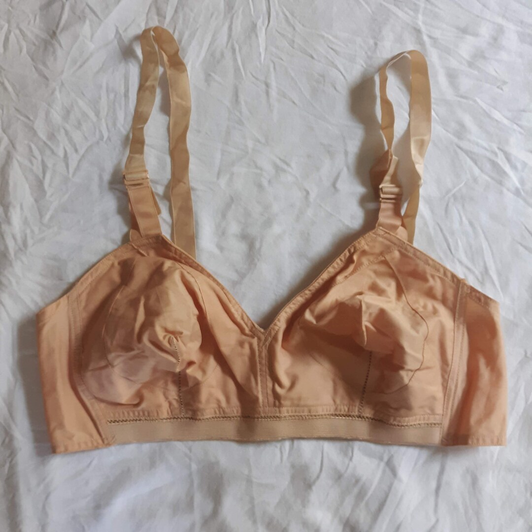 VINTAGE True Form 34B-C Bullet Bra Lingerie Nude Elastic Band no Cups ...