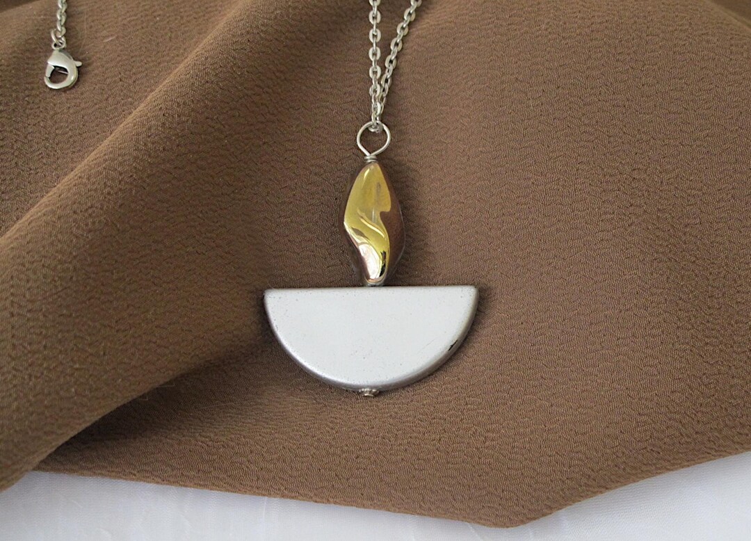 UU Chalice Pendant, Silver Acrylic Half Round, Glass Twisted Bead ...