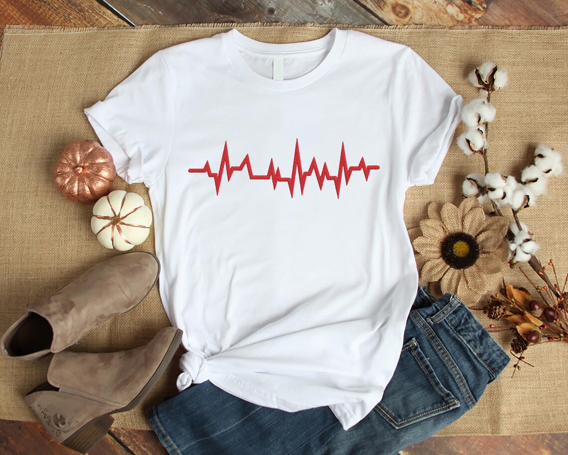Heartbeat Valentine Embroidery Design, Heart EKG Valentine Machine ...