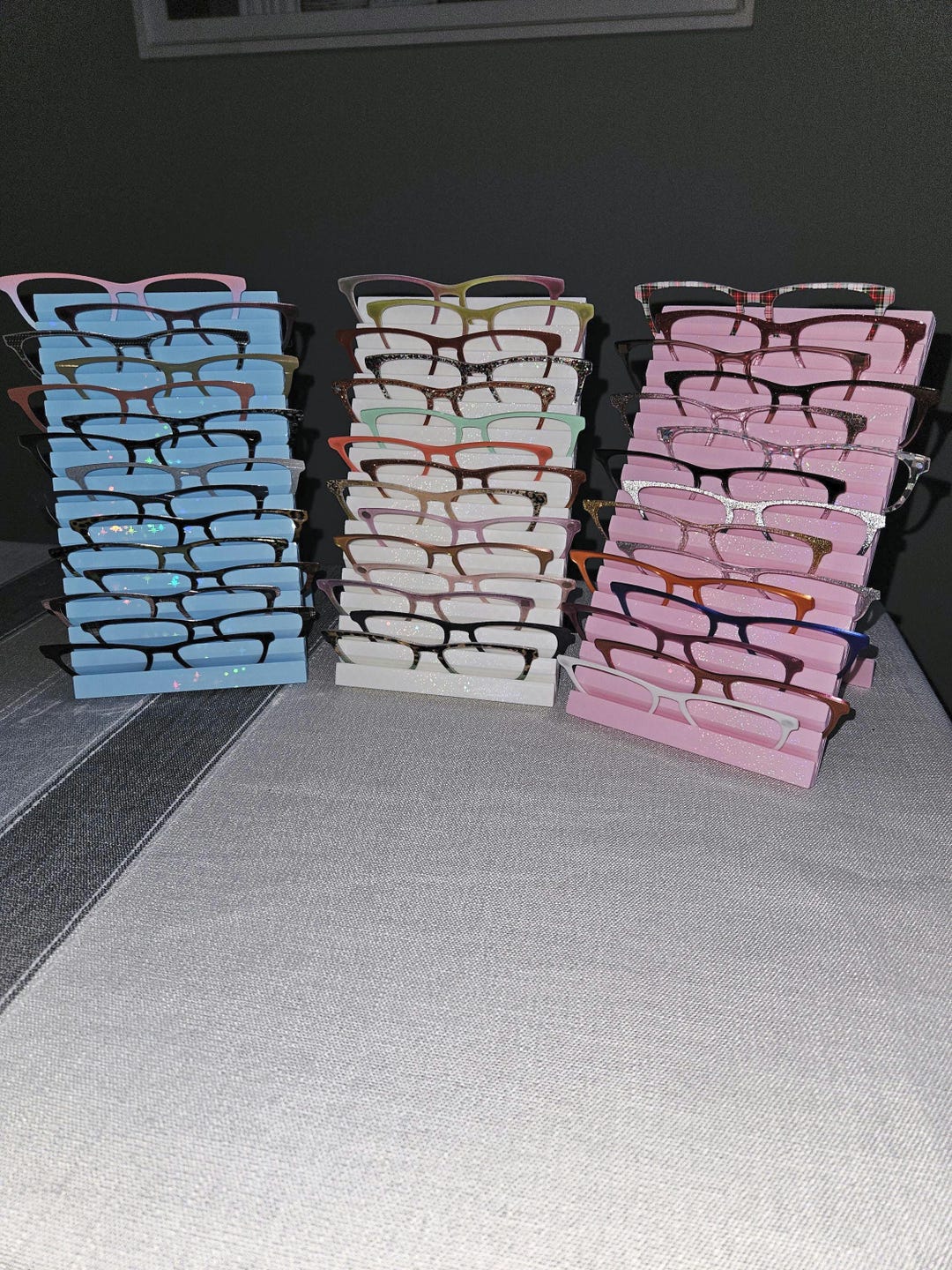 Magnetic Glasses Topper Holder Holographic With Multiple Display ...