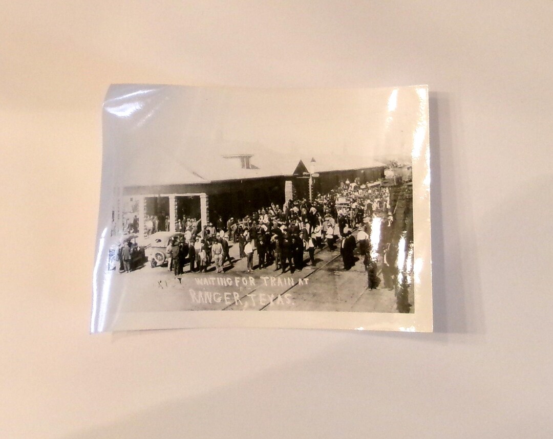 Antique 1920s Small Snapshot Photo of Ranger TX Train Depot-men Waiting ...