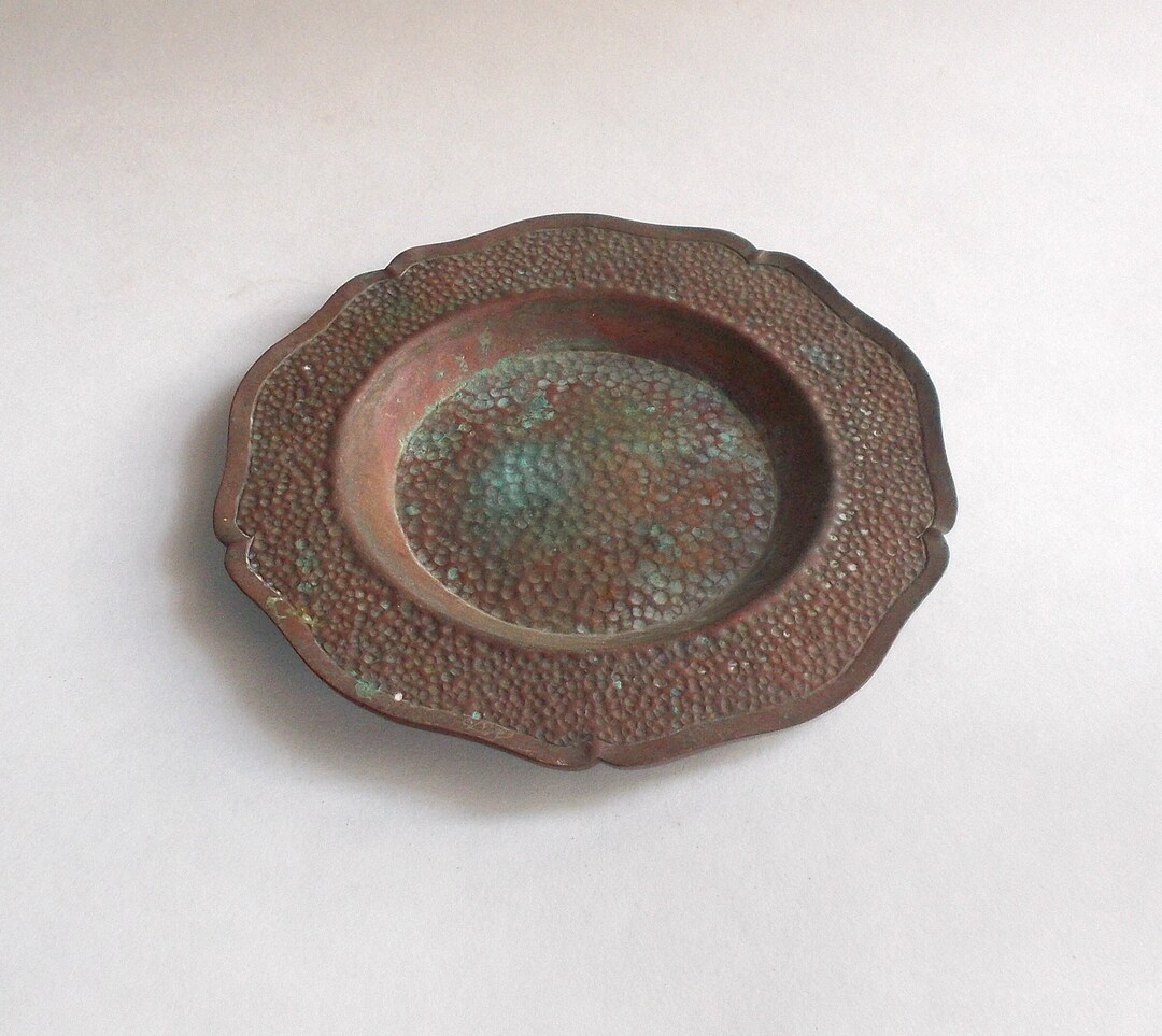 Vintage Small Hammered Copper Tray/ashtray/coaster-well Loved-verdigris ...
