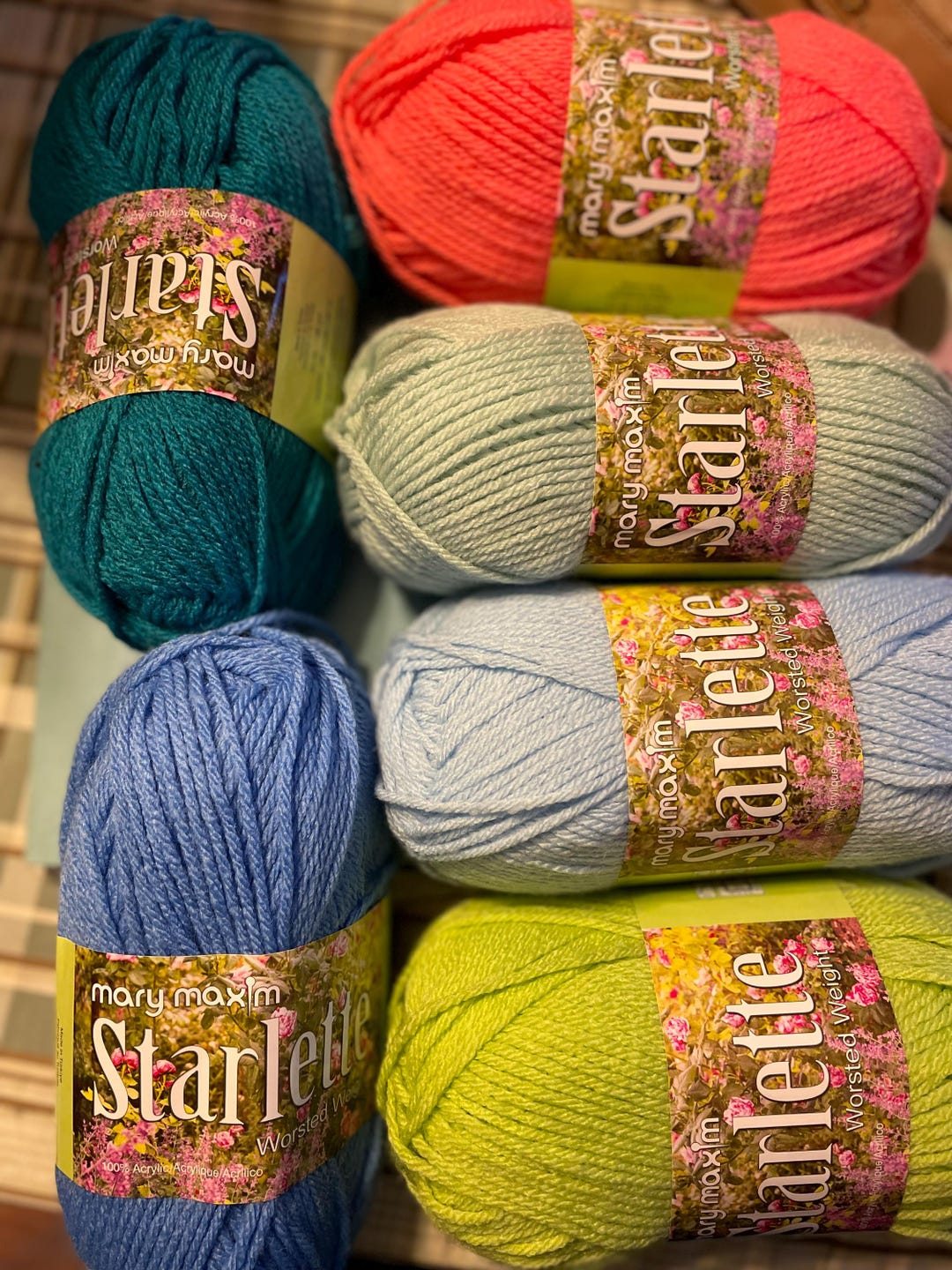 Mary Maxim Starlette Yarn Acrylic 180 Yds per 3.5oz Ball Lime Light ...