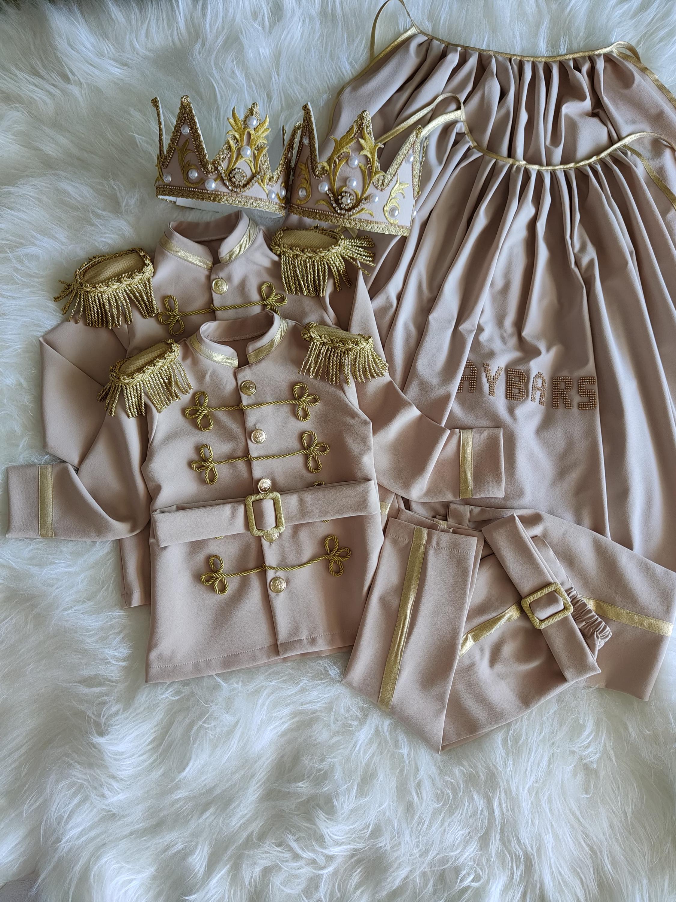 Beige Gold Prince Costume: Personalized Cape & Crown - Royal Outfit - Etsy