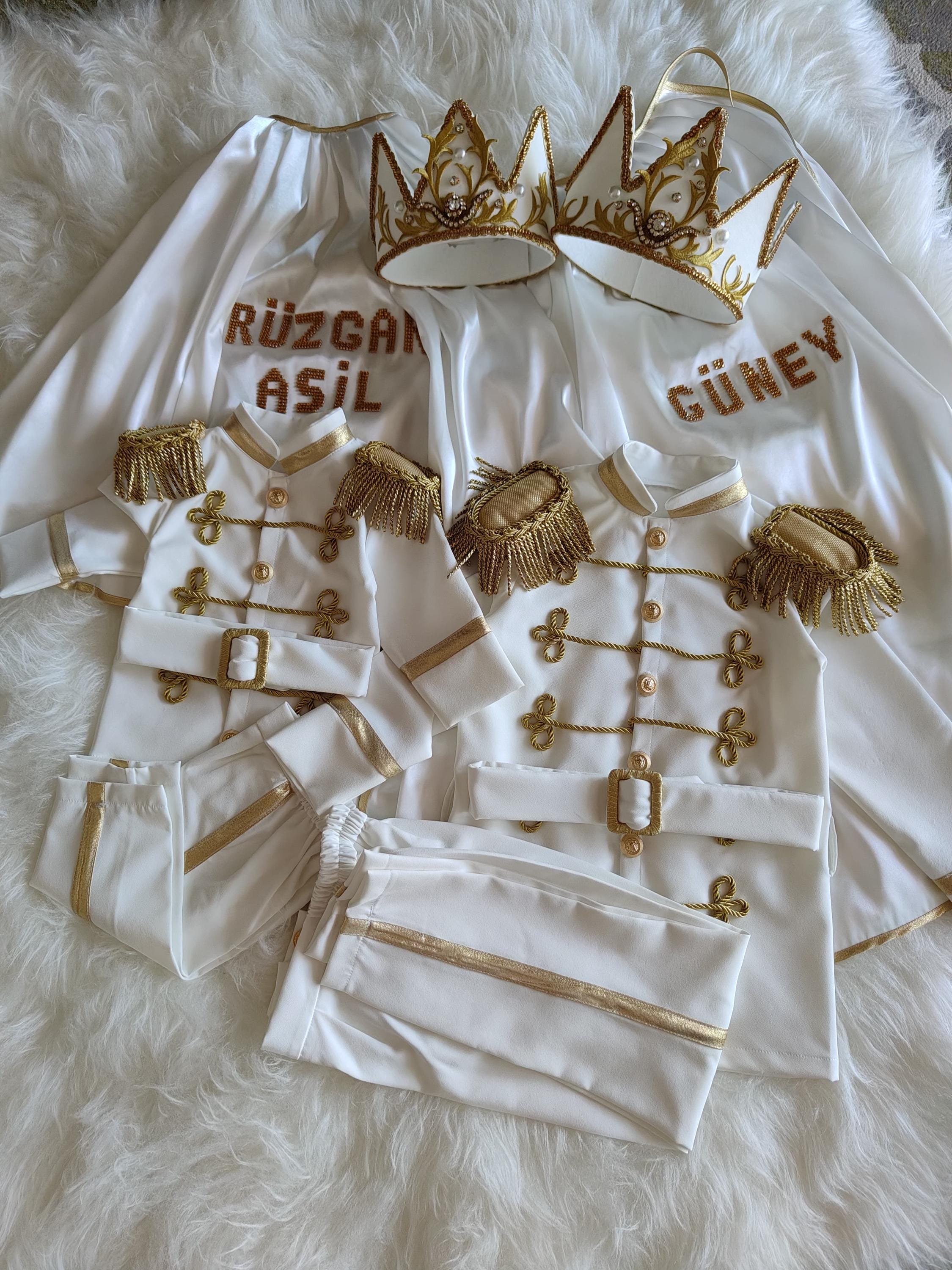 Beige Gold Prince Costume: Personalized Cape & Crown - Royal Outfit - Etsy