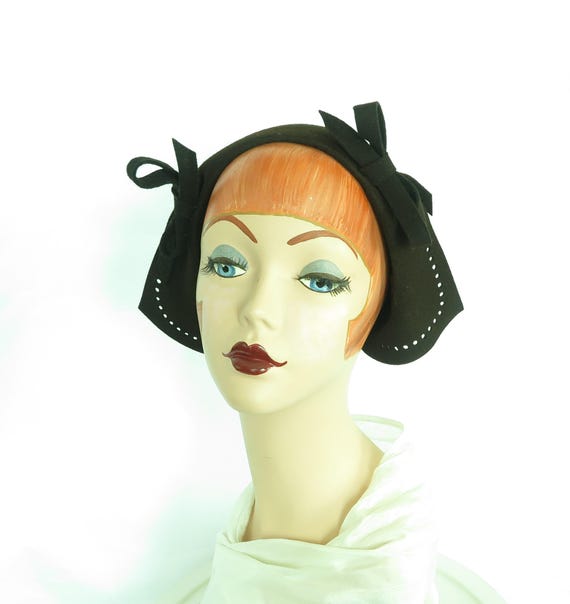 1940s brown hat, winged Juliette calotte cap, woman's… - Gem
