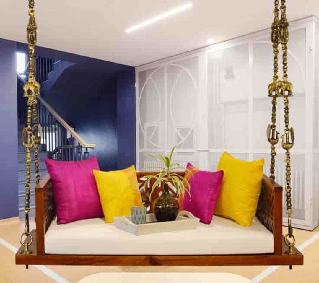 Swing Wooden Jhula With Brass Coated Chain for Indoor Outdoor & Balcony ...