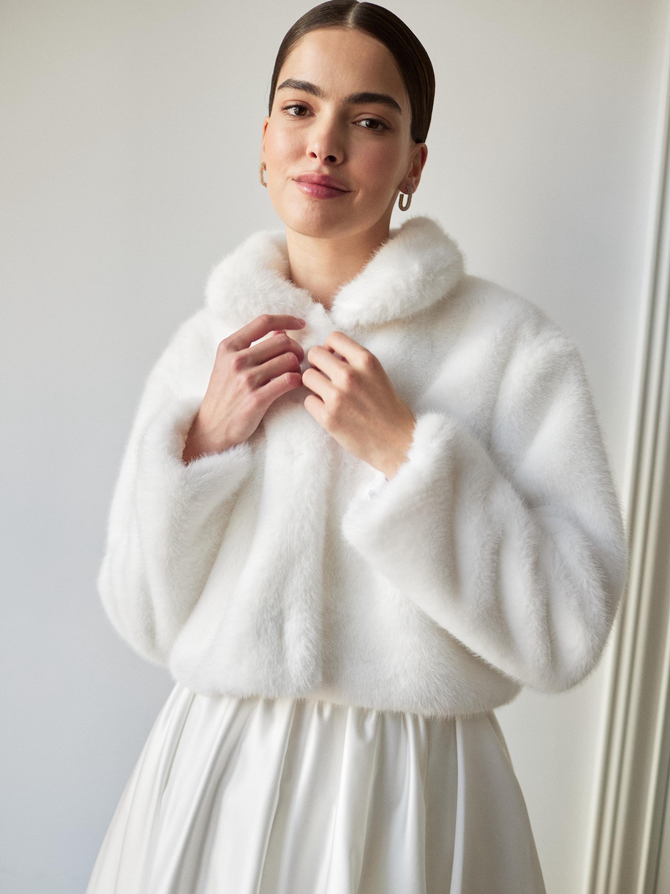 Ivory Faux Fur Bridal Wrap Coat Wedding Stole Shrug Bride Cover up in ...