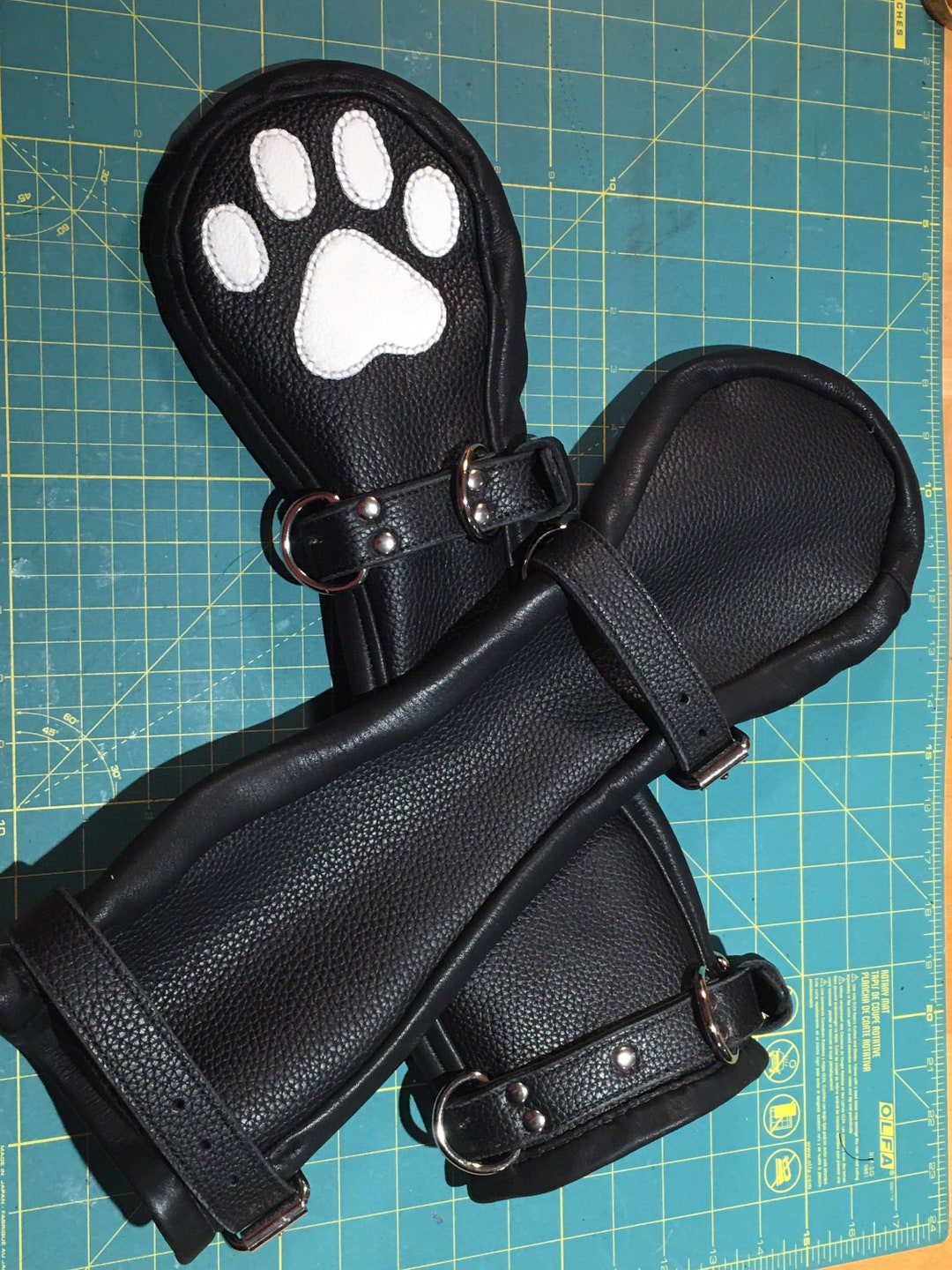 Petplay Mitts Made to Order - Etsy