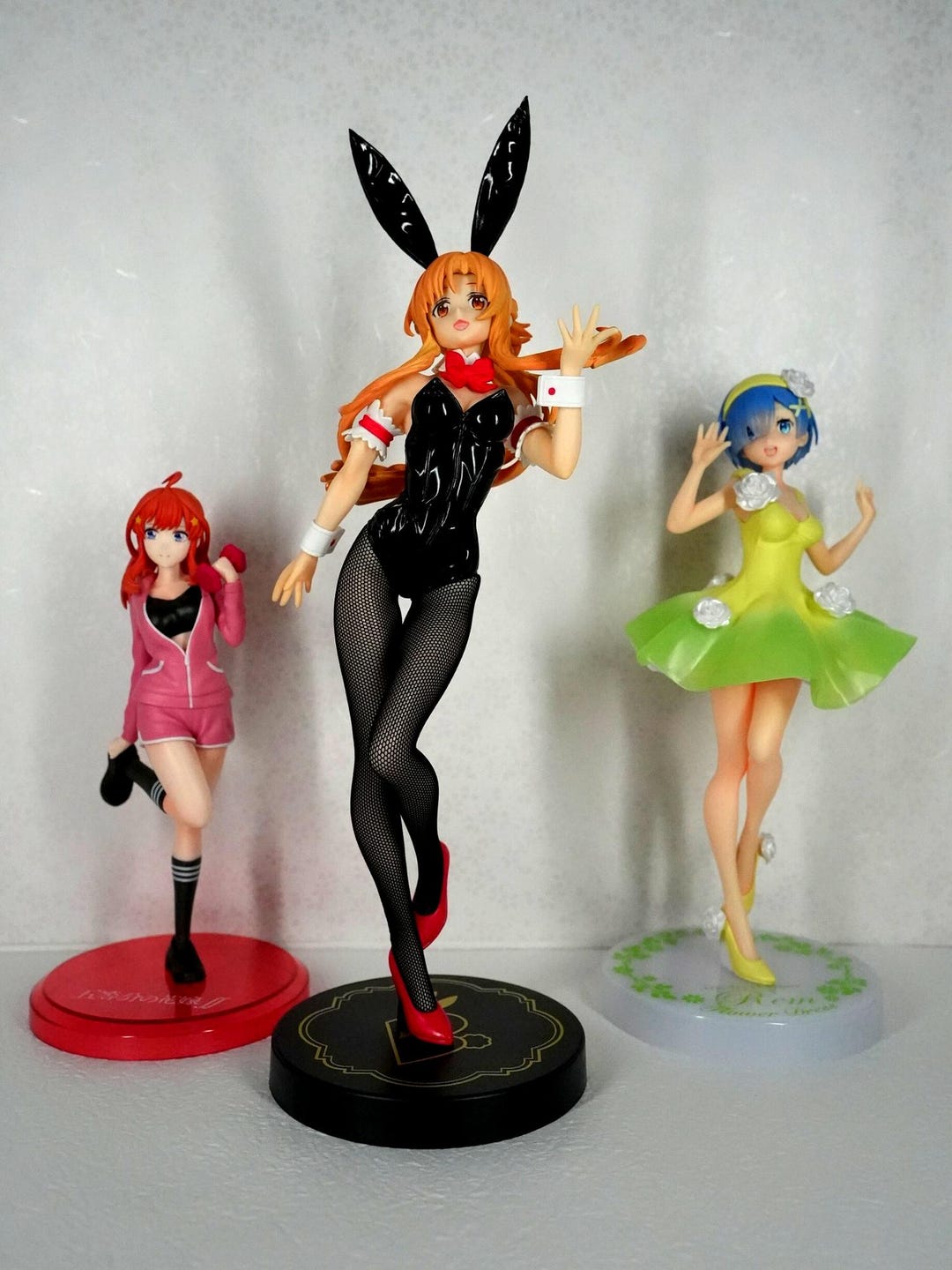 Waifu Anime Figure Set – Asuna Bunny (SAO), Rem Flower Dress (re:zero ...