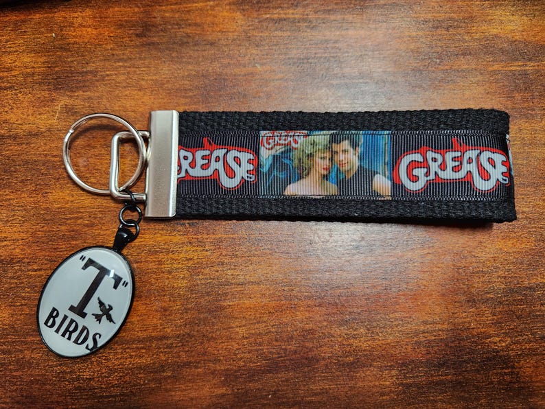 GREASE GIFT Set Beaded Pen Cup Cozy Key Chain Hair Bow Hot Cold Drinks ...