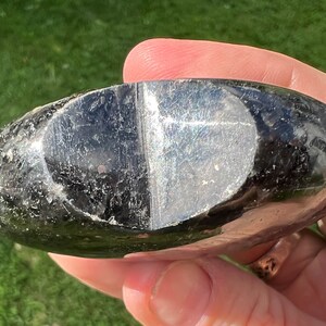 2.3" Nuummite Heart, Bronzite Gabbro Heart, Norite, Coppernite Heart ...