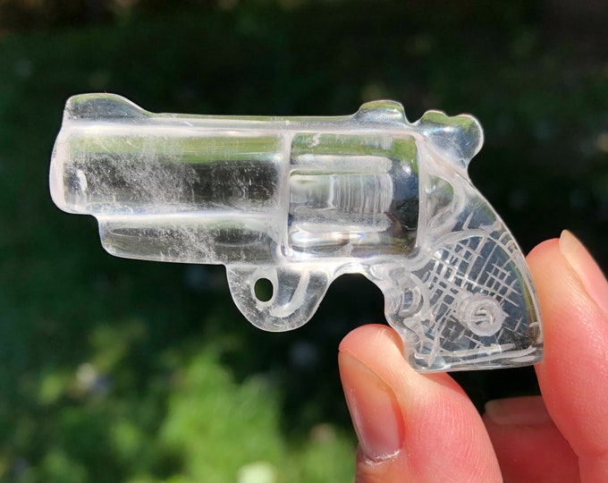 Quartz Crystal Gun Carving Tiny Revolver Handgun Figurine Clear Quartz ...