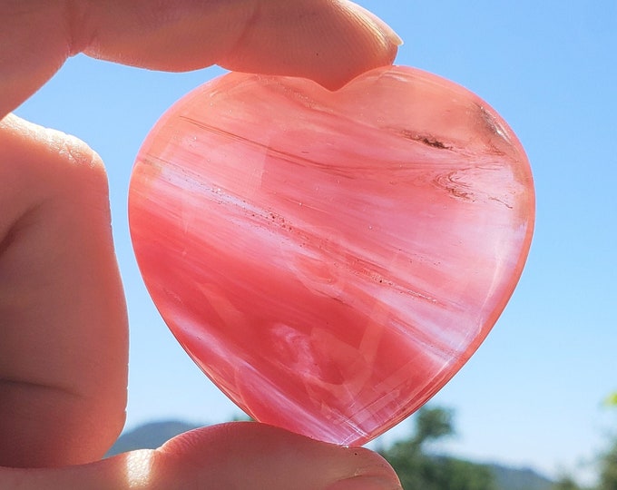 Cherry Quartz Heart Gemstone Heart Crystal Healing Stones Carving Heart ...