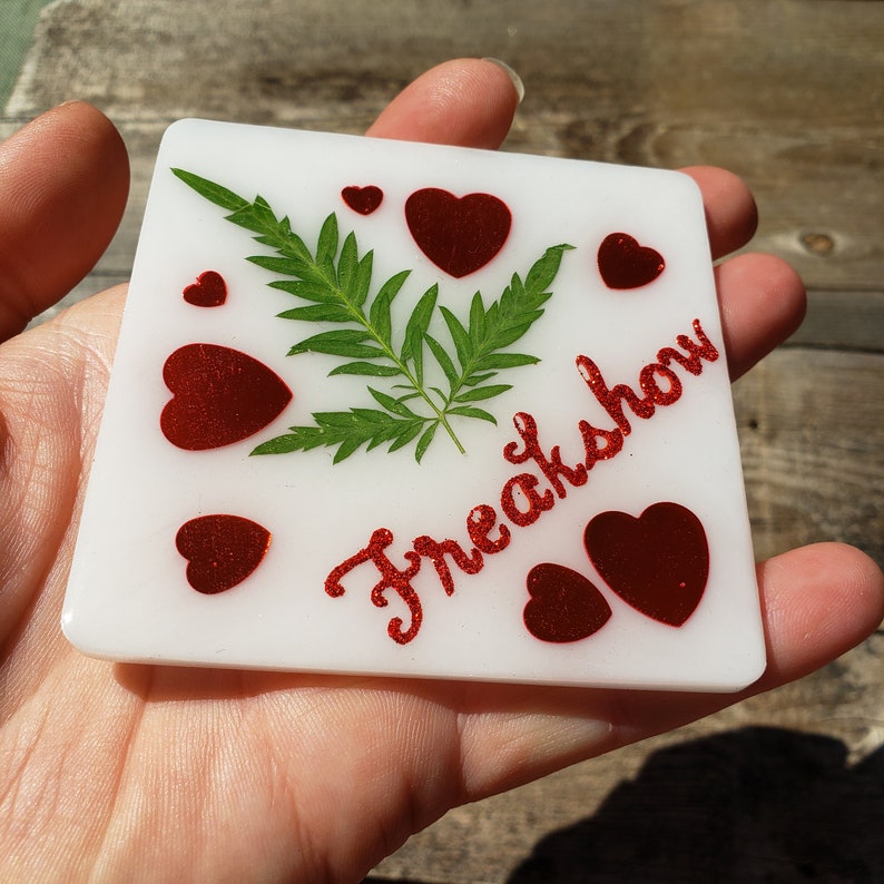 Weed Leaf Coaster: Freakshow Weed Plant Leaf Drink Coaster - Etsy