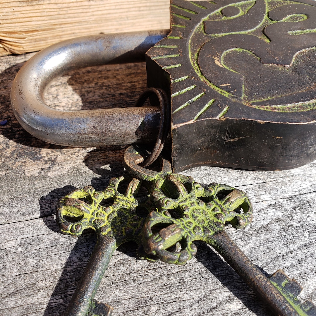 Large Vintage Lock: Buddha or Ganesha Asian Aesthetic Style Metal Heavy ...