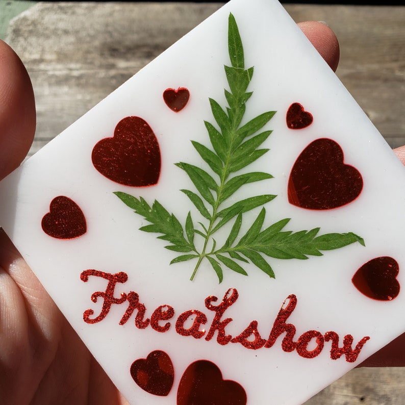 Weed Leaf Coaster: Freakshow Weed Plant Leaf Drink Coaster - Etsy