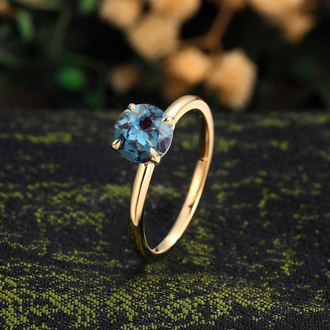 Round Cut Lab Alexandrite Ring, Solitaire Yellow Gold Engagement Ring ...