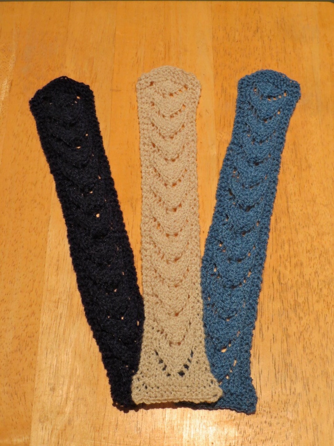 Hand Knit Lace Bookmark- Antique White, or Cornflower Blue - Etsy