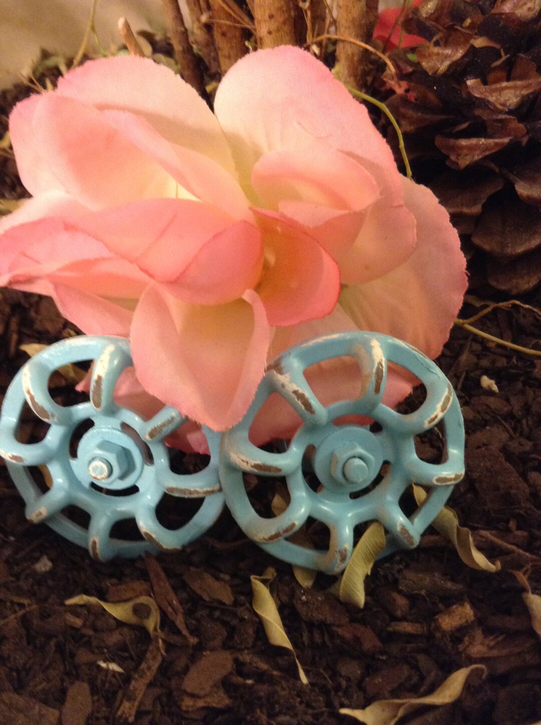 Knobs, Shabby Chic Knobs, Water Spicket Style Knobs - Etsy