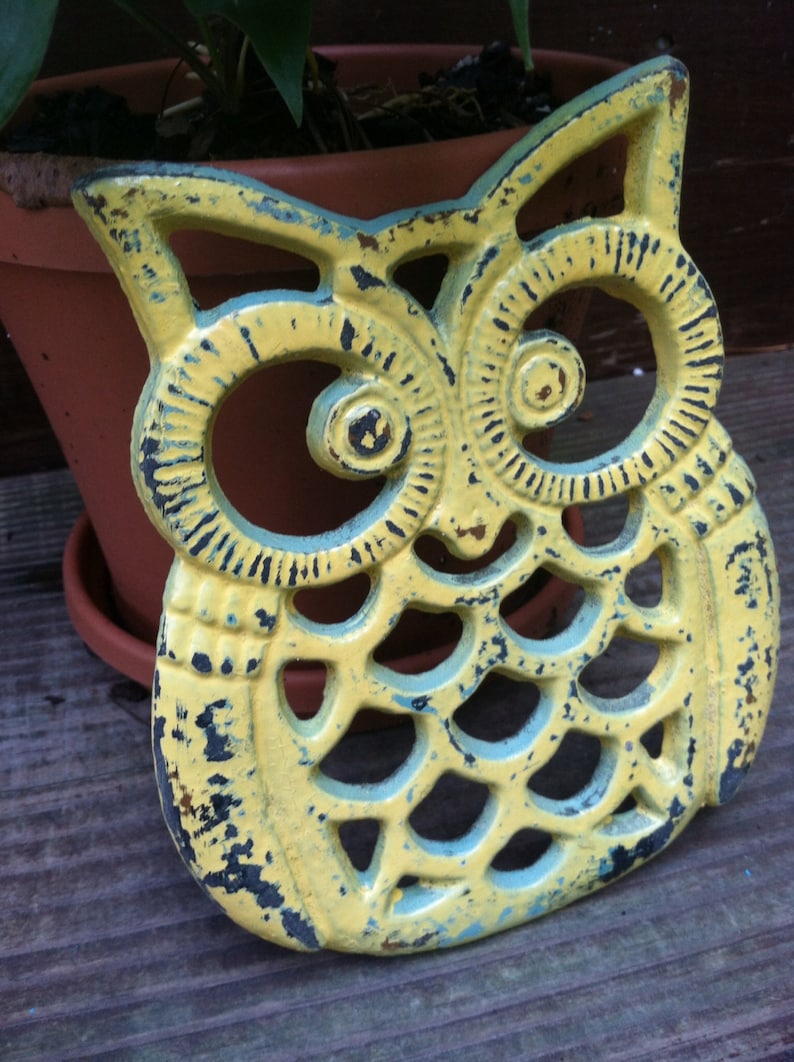 Owl Trivet/ Cast Iron Owl Trivet/ Distressed Trivet/ Shabby - Etsy