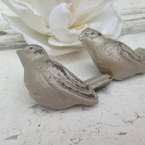 Drawer Pulls / Drawer Knobs / Bird Knobs, Shabby Chic Knobs / Set of 2 Knobs - Etsy