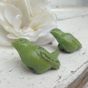 Drawer Pulls / Drawer Knobs / Bird Knobs, Shabby Chic Knobs / Set of 2 Knobs - Etsy