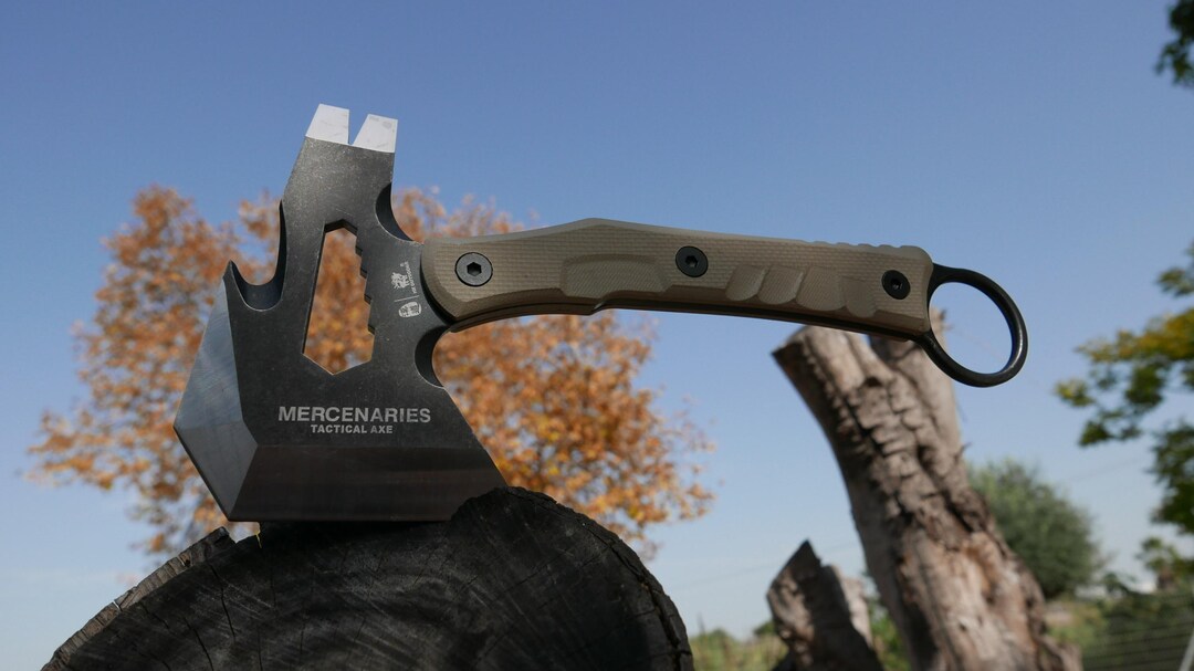 Mercenaries Mini Axe – Survival Multi-tool With Pry Bar, Rope Cutter ...