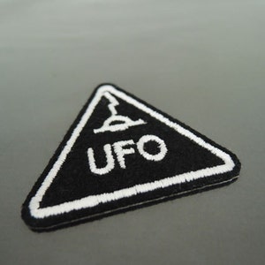 Iron on Patch UFO Patches Black White Letter Patch Triangle Applique ...