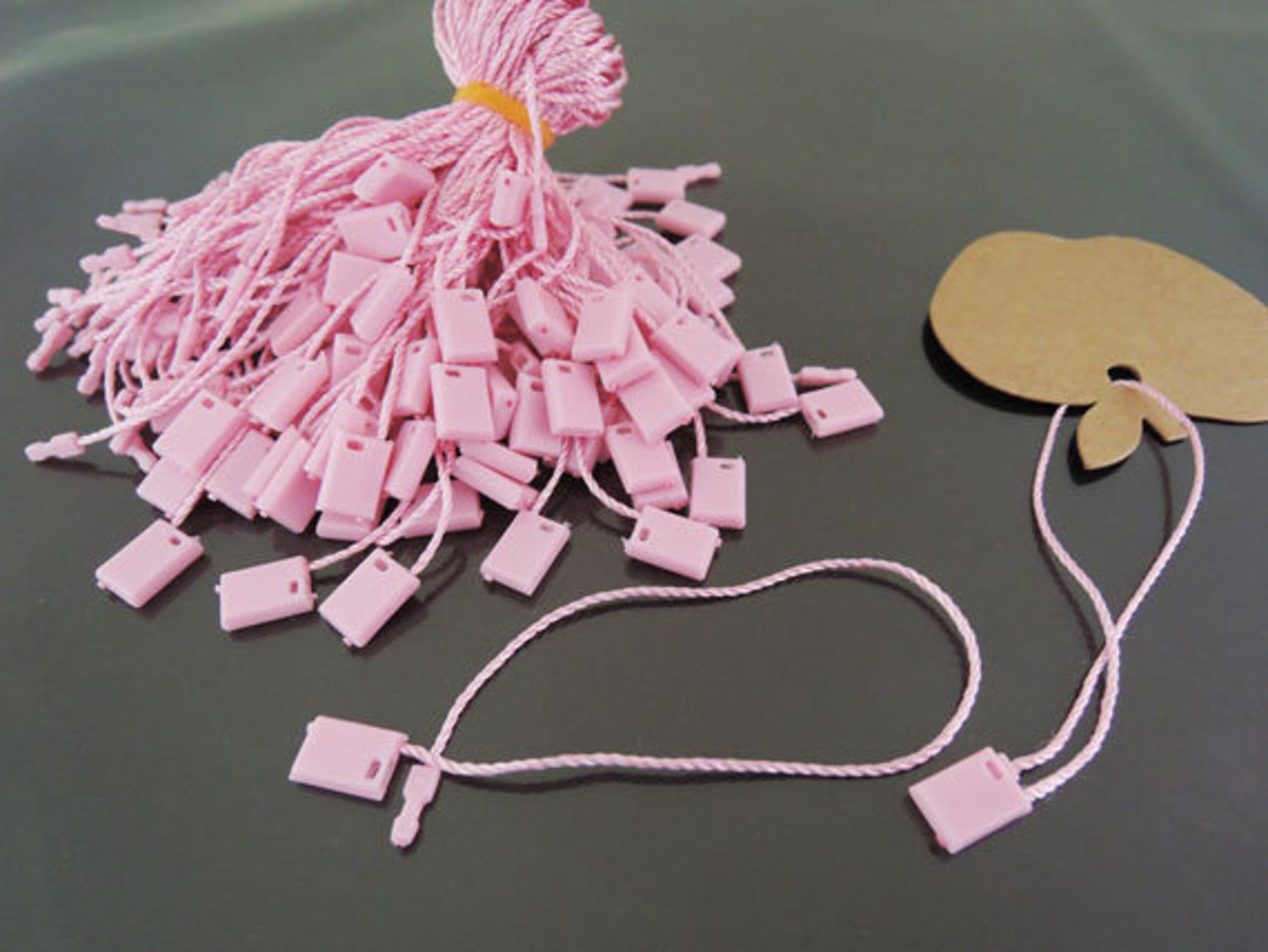 Hang Tag String 100pcs Pink Hang Tag String With Plastic - Etsy