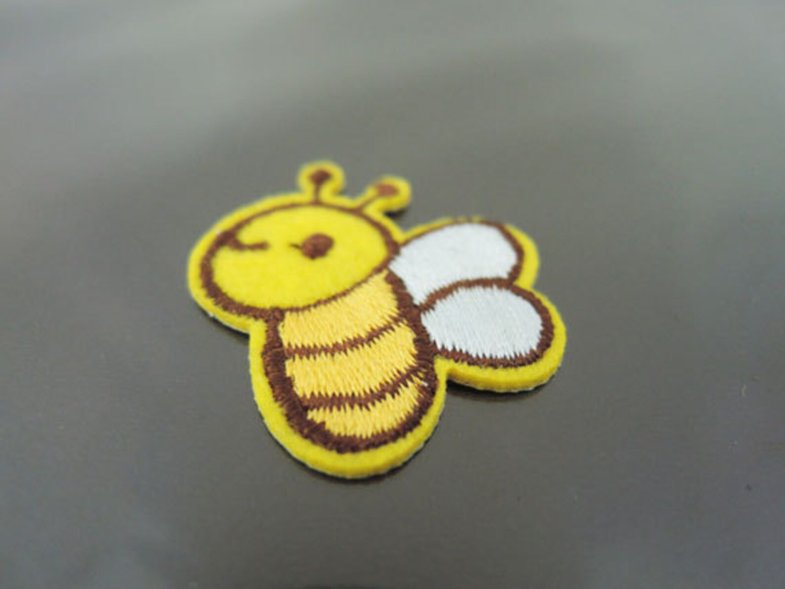 Little Bee Patch Insert Cartoon Patches Bees Patch Applique | Etsy