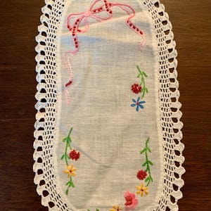 Linen Doily With Floral Bow Embroidery - Etsy