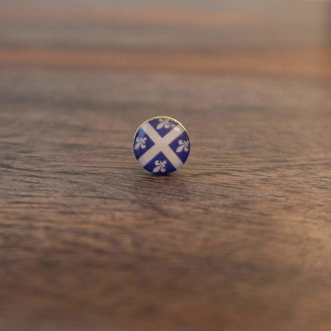 Quebec Flag Map Pin | Wooden Travel Map Pin - Etsy