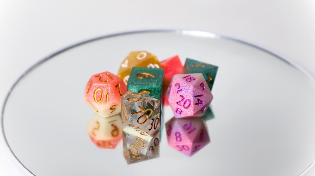 The Dragon's Hoard Mix Dice set 5 - Etsy