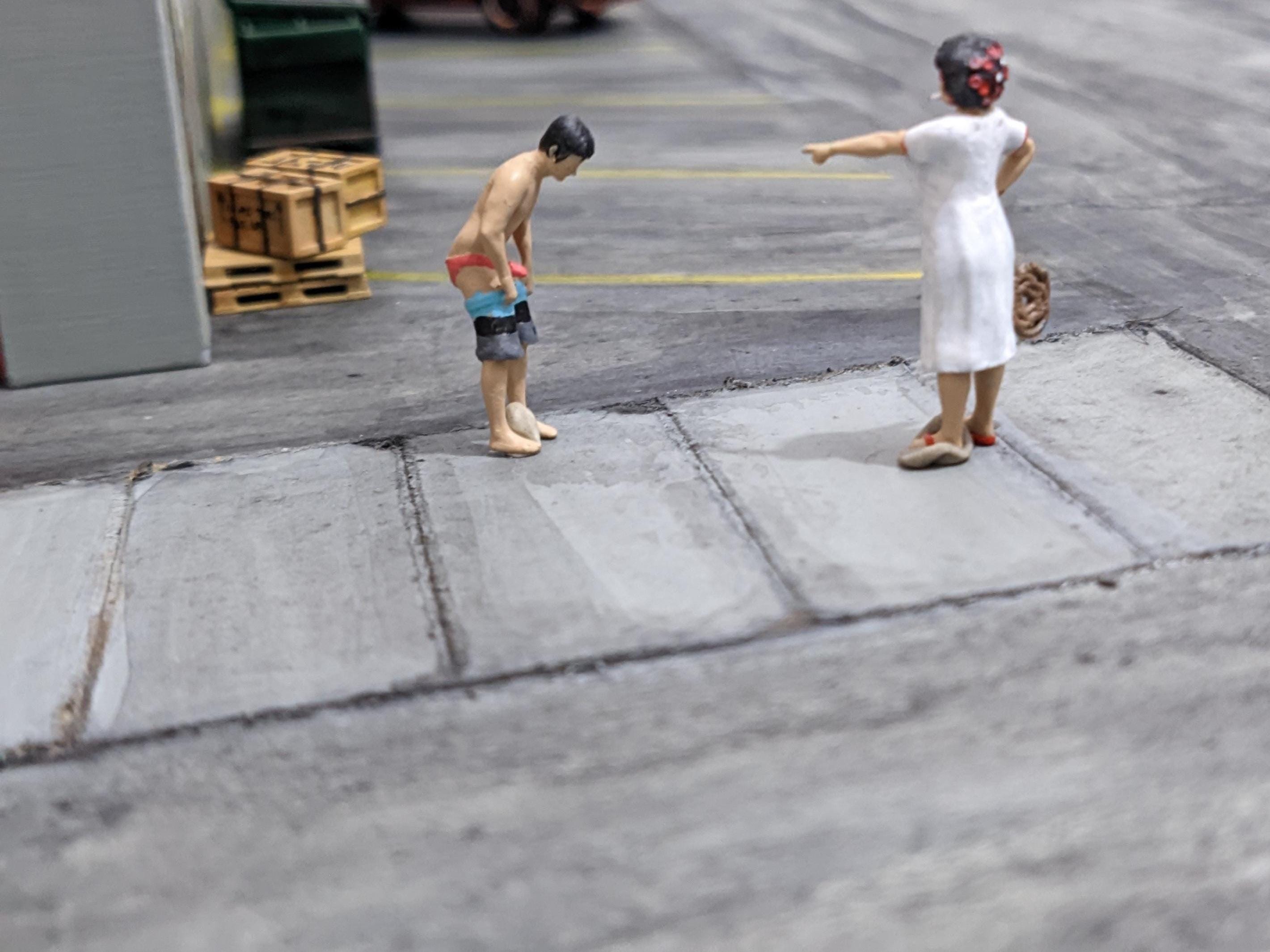 1/64 Scale Miniature Figure: Angry Grandma Vs. Low Pants Dude Diorama ...